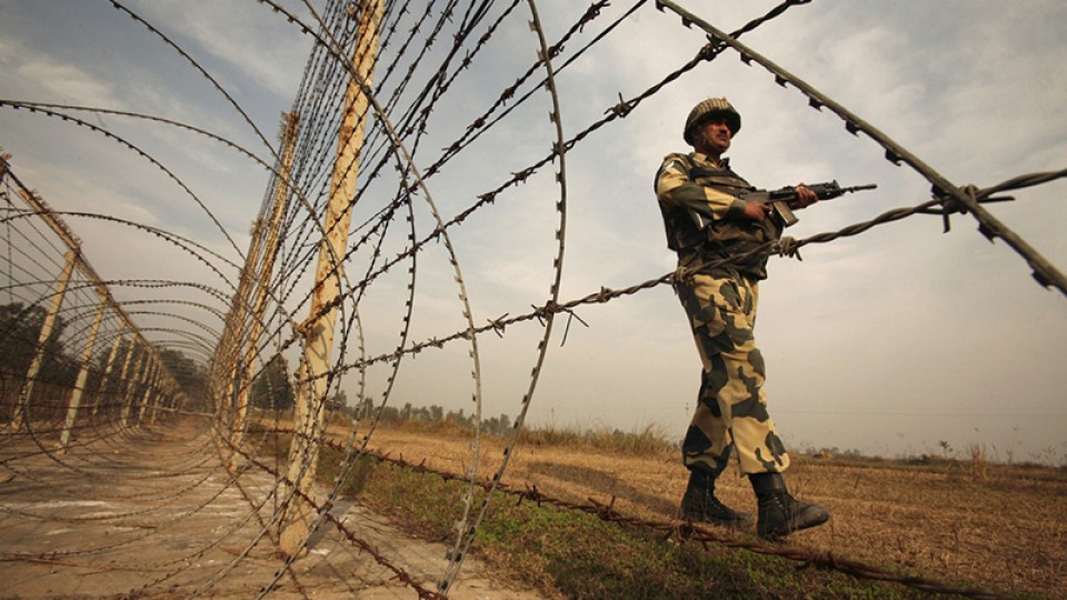 Another Pak Army Soldier Martyred In LoC Firing: ISPR - Daily ...
