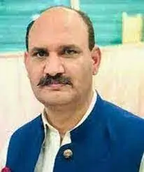 Khursheed Hussain Kayani Along With His Wife Series Of People ...