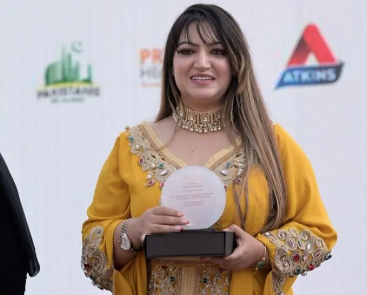 Sonia Majeed First Asian Female Singer Sings UAE National Anthem ...