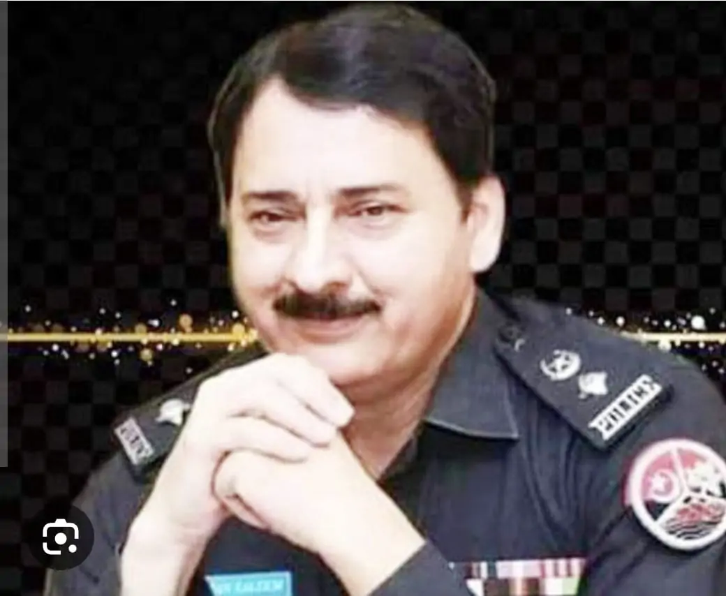 AJK Police Officer SSP Irfan Salim Conferred Pakistan Civil Award ...