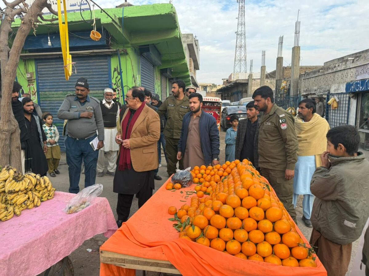 Fateh Jang Magistrate Launches Crackdown On Encroachments, Fines ...