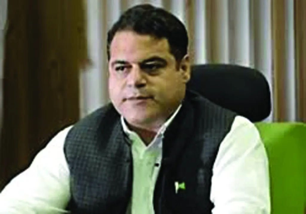 CRD Aamir Khattak Reviews Progress Of Beautification Schemes Across ...